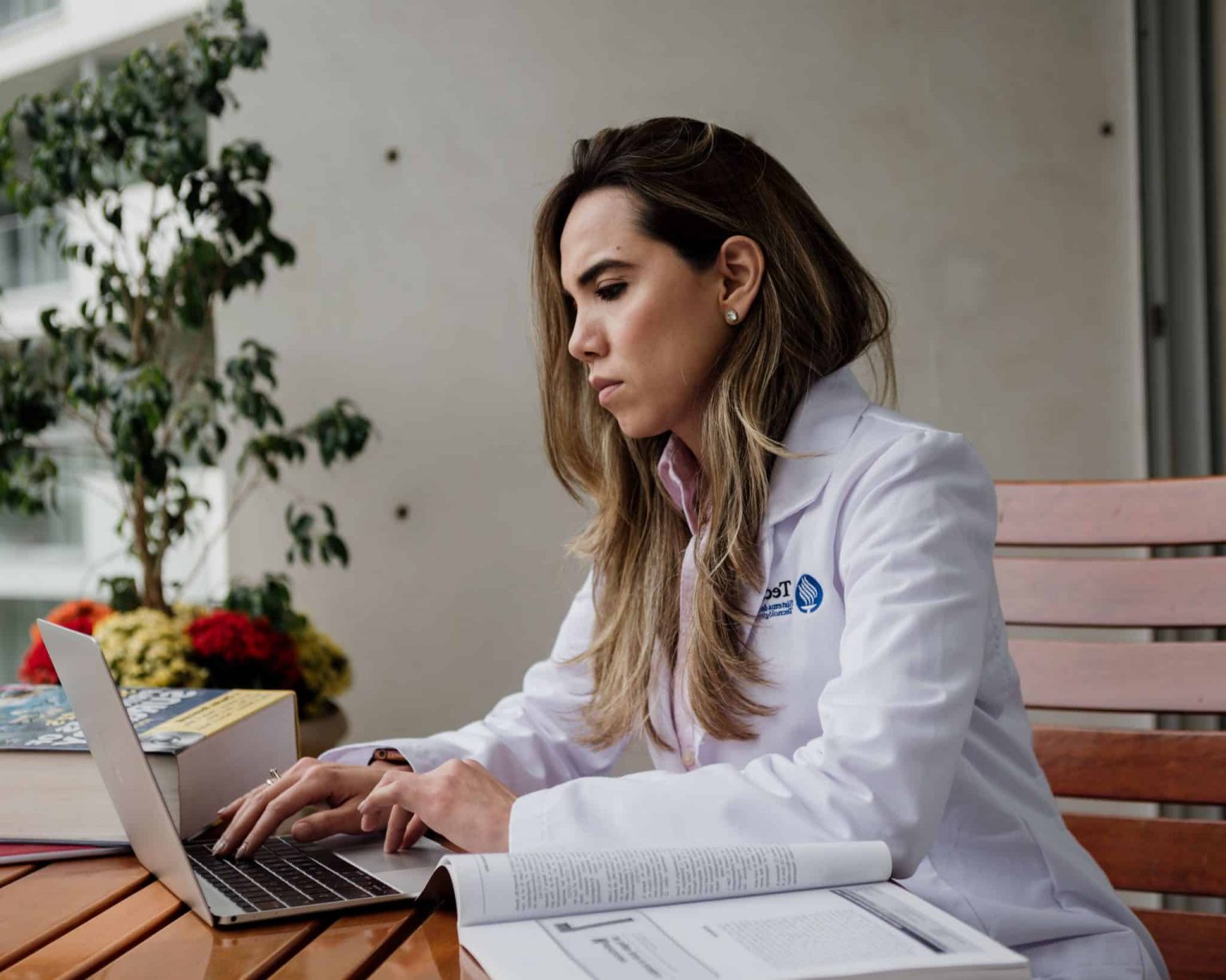 Hernias - Dra. Dolores López - Cirujana General en Monterrey